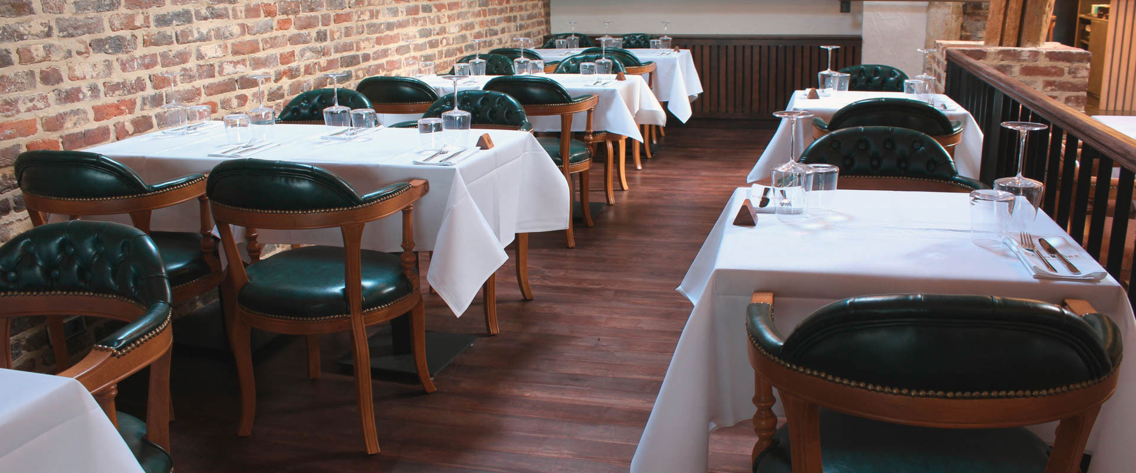 Meubelark Mobilier Horeca CHR : Chaises, Banquettes, Tables et plus!